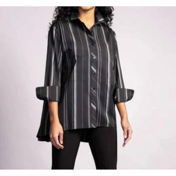 LIV | Tops | New Liv Button Up Blouse In Black | Poshmark